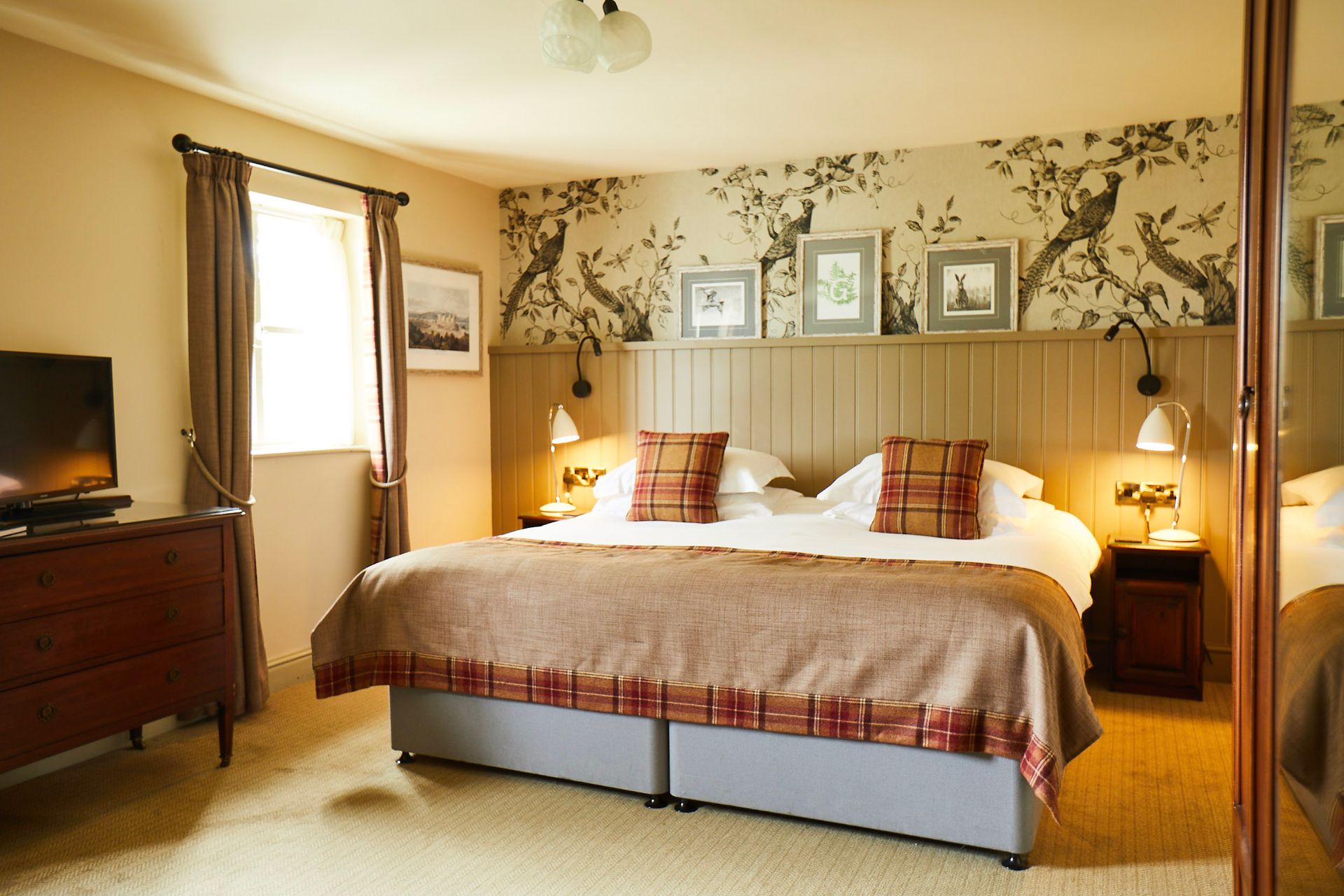 The Groes Inn | Traditional Inn in Conwy Historic Pub with Rooms